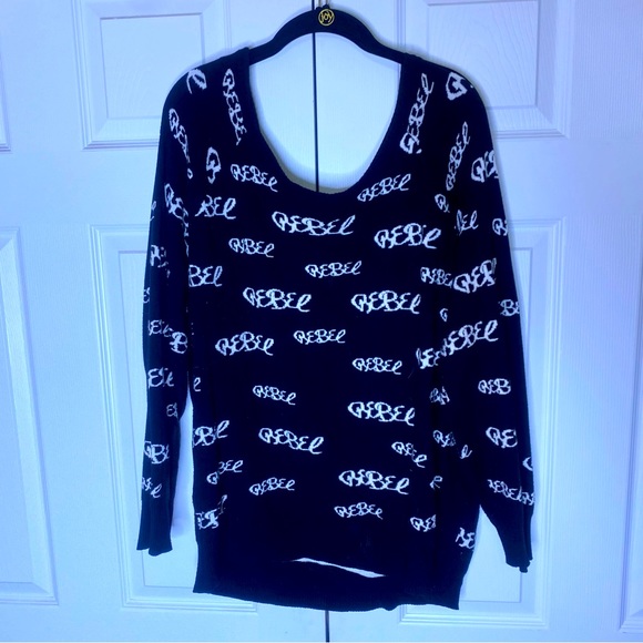 torrid | Sweaters | Black Sweater Rebel Torrid By Rebel Wilson Size 2 ...